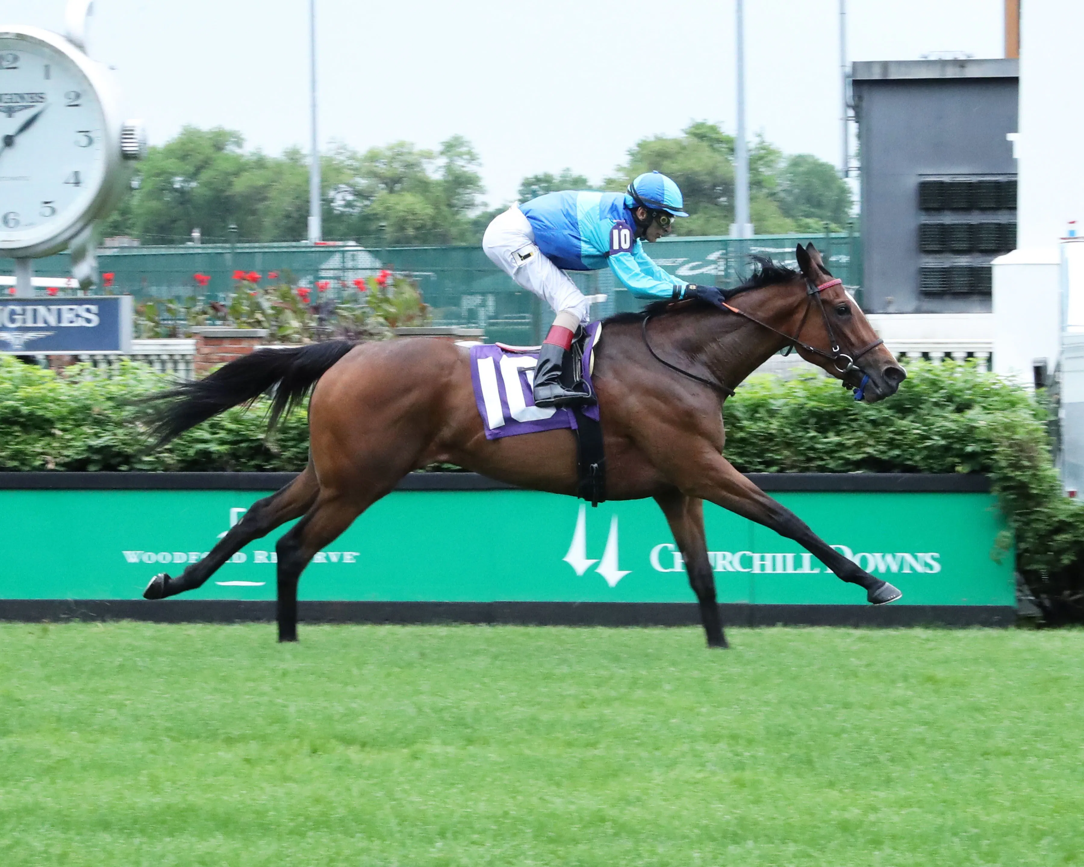 Kentucky Derby Day undercard stakes plays: turf races | TwinSpires