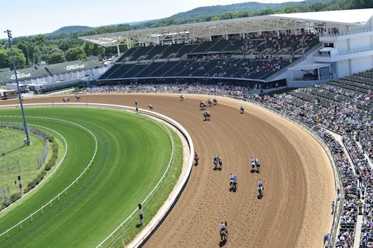 LIVE: Thurby 2026 Schedule, Picks & Derby Weekend Guide | TwinSpires