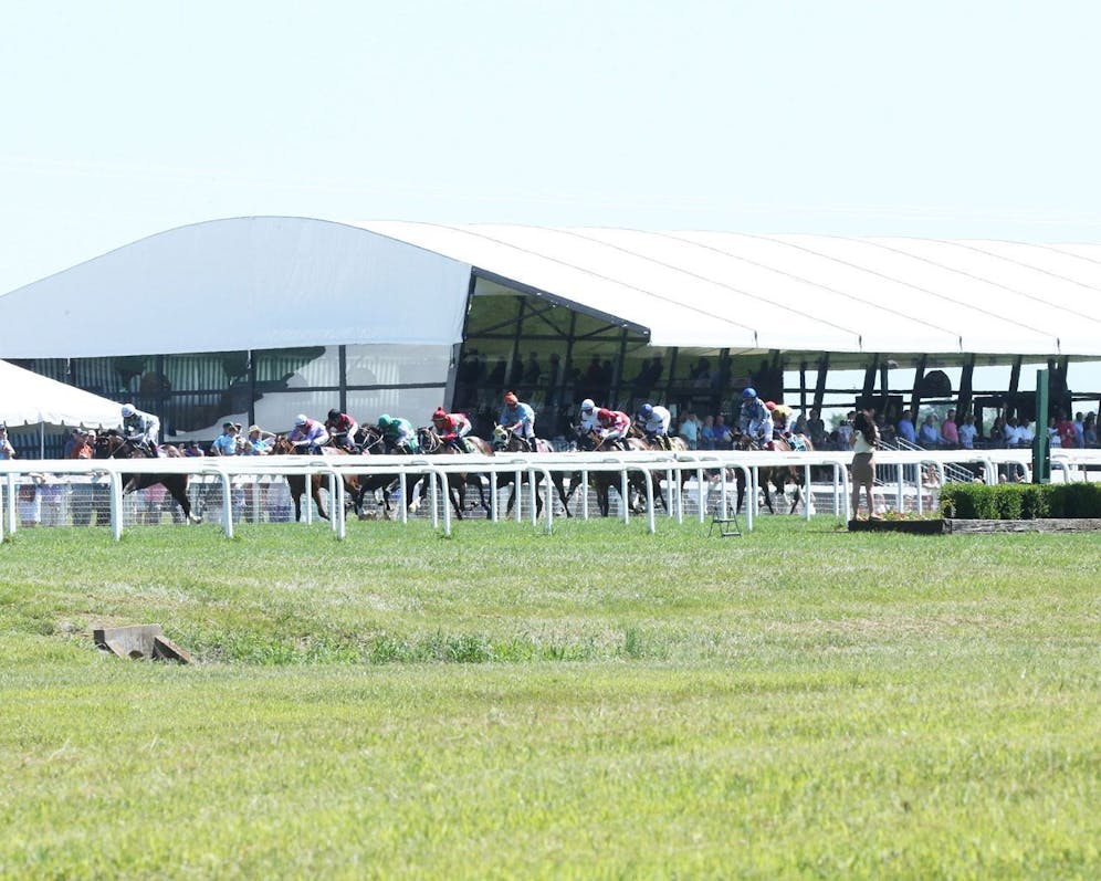 Kentucky Downs Racetrack Picks, Entries, Race Schedule, Best Bets ...