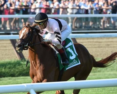 Ancient Secret remains perfect in Lake George | TwinSpires